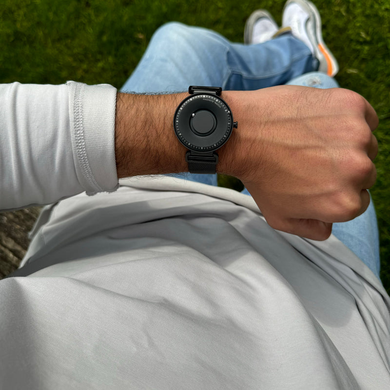 Magneto Watch - Magical watches guaranteed to make a splash